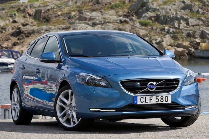 Volvo V40 T2 R-Design (2014) review - AutoWeek