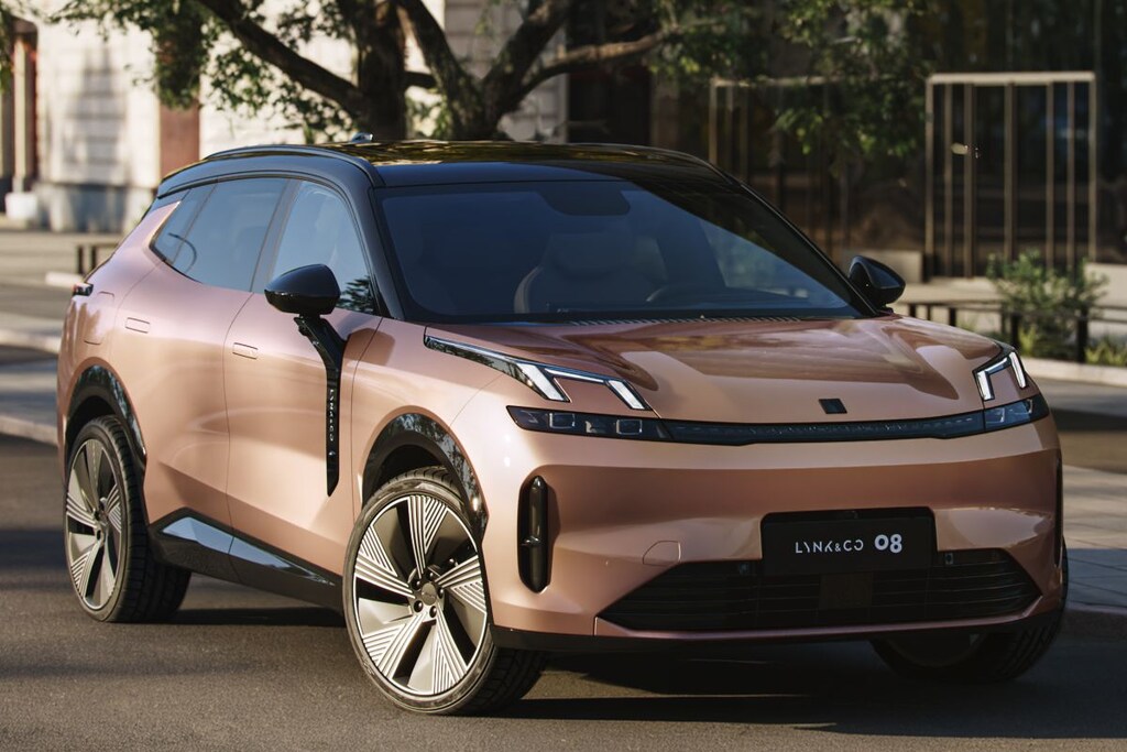 Lynk & Co 01 Core (2025) review - AutoWeek
