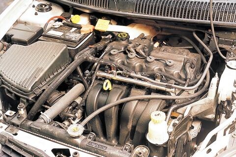 2002 chrysler neon engine