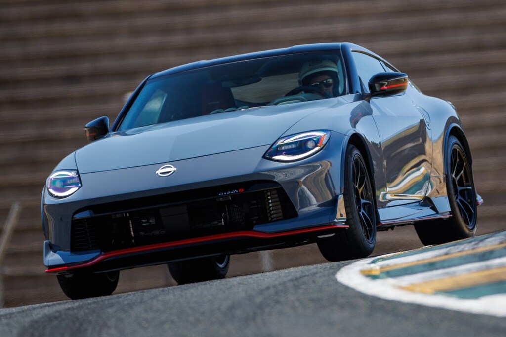 Nissan Z Nismo: 420 pk en scherper dan ooit - AutoWeek
