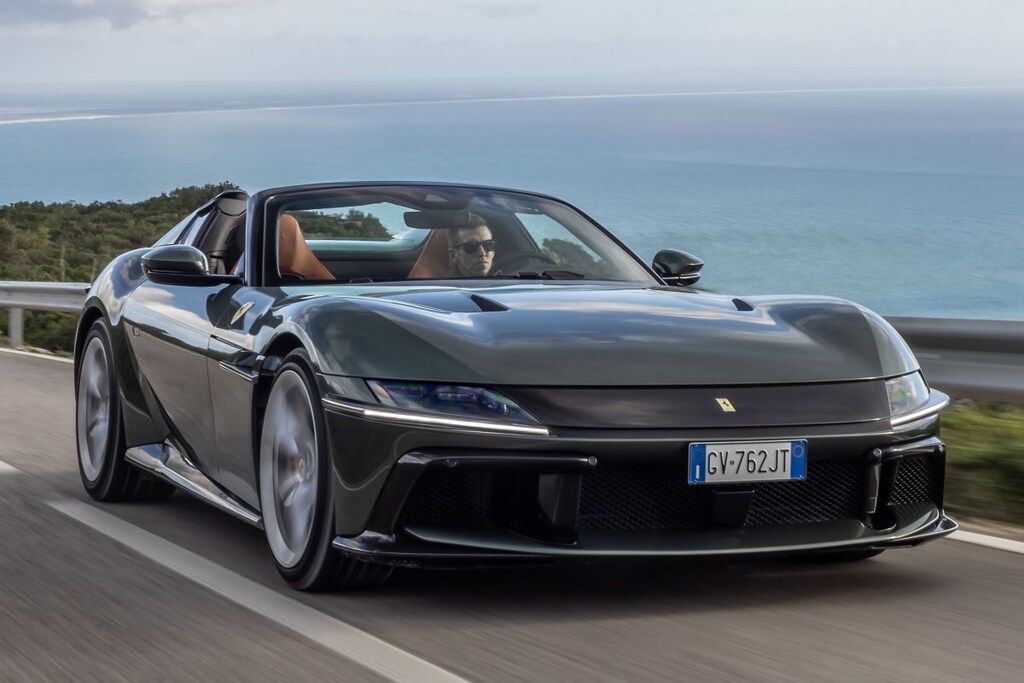 Ferrari 12Cilindri - nieuws, informatie en prijzen - AutoWeek